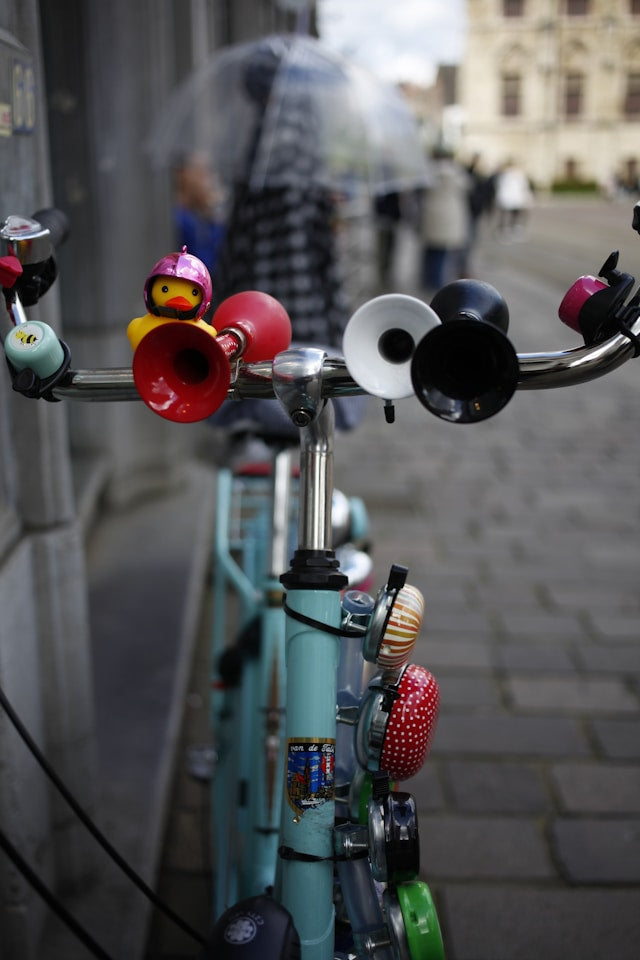 Top 5 Accessoires Die Je E-Bike Nog Beter Maken – eBikeXL Trading BV